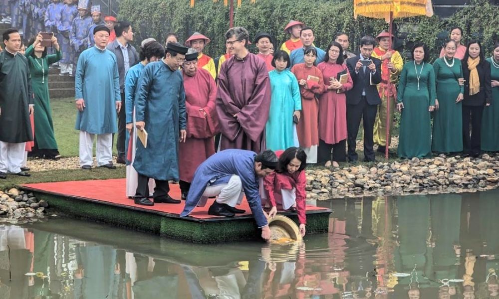 How Vietnamese Celebrate Tet: Origins, Meanings & Traditional Customs ...